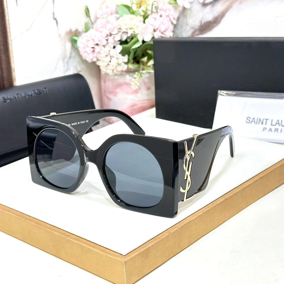 Ysl Oversized Logo Sunglass for Women - TheLuxuryTag