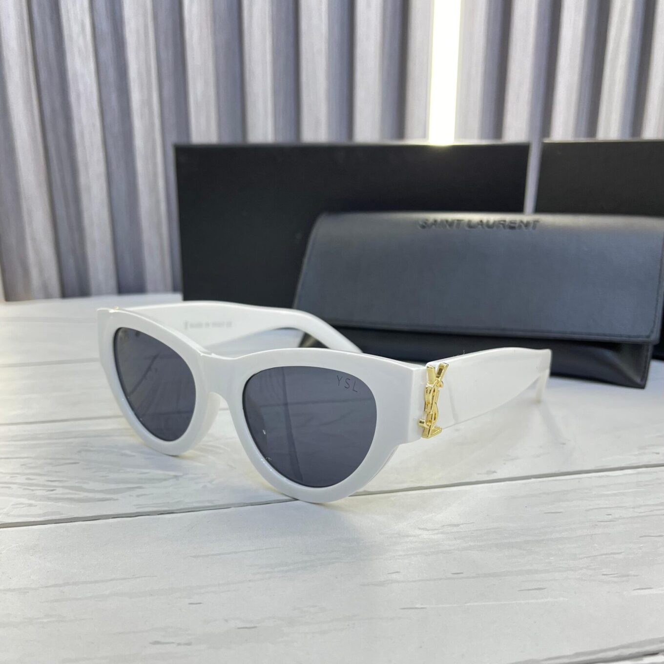 Buy Ysl Iconic Cateye Sunglass For Women - Online