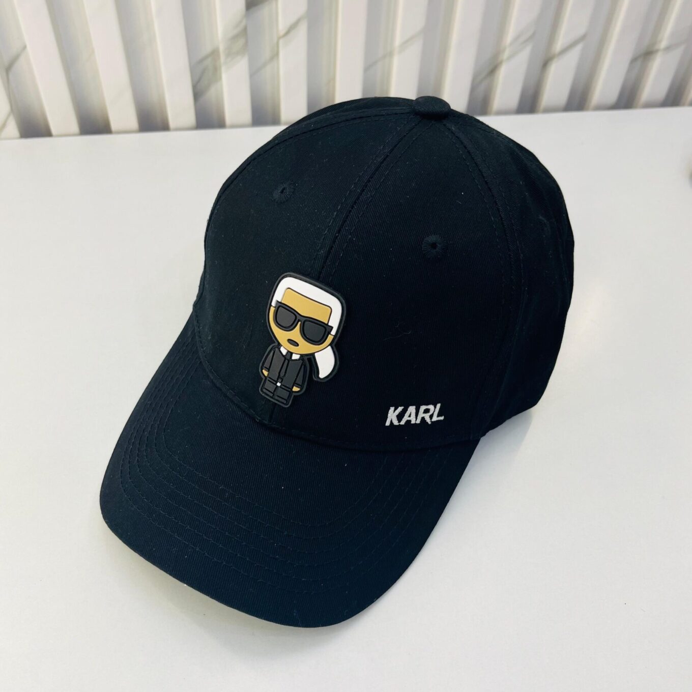Buy KARL LAGERFELD BLACK BASEBALL CAP - Online