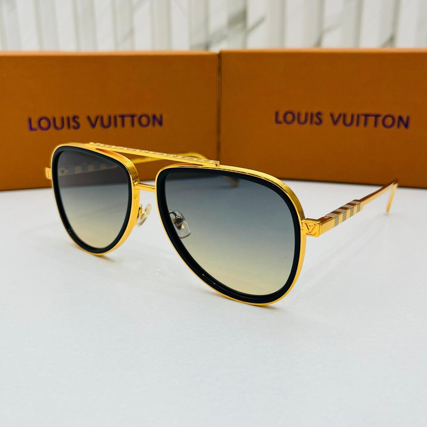 Buy Louis Vuitton Golden Premium Sunglass For Men - Online