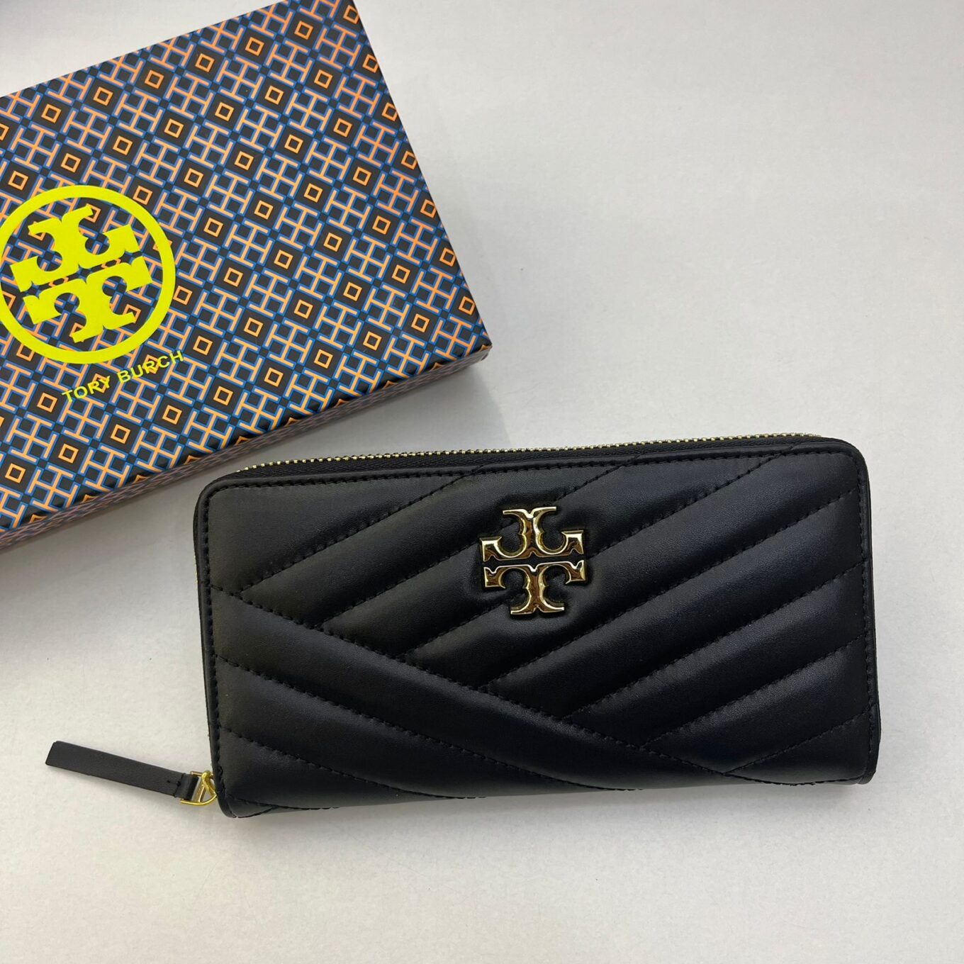 Tory Burch Miller Black Premium Wallet - TheLuxuryTag